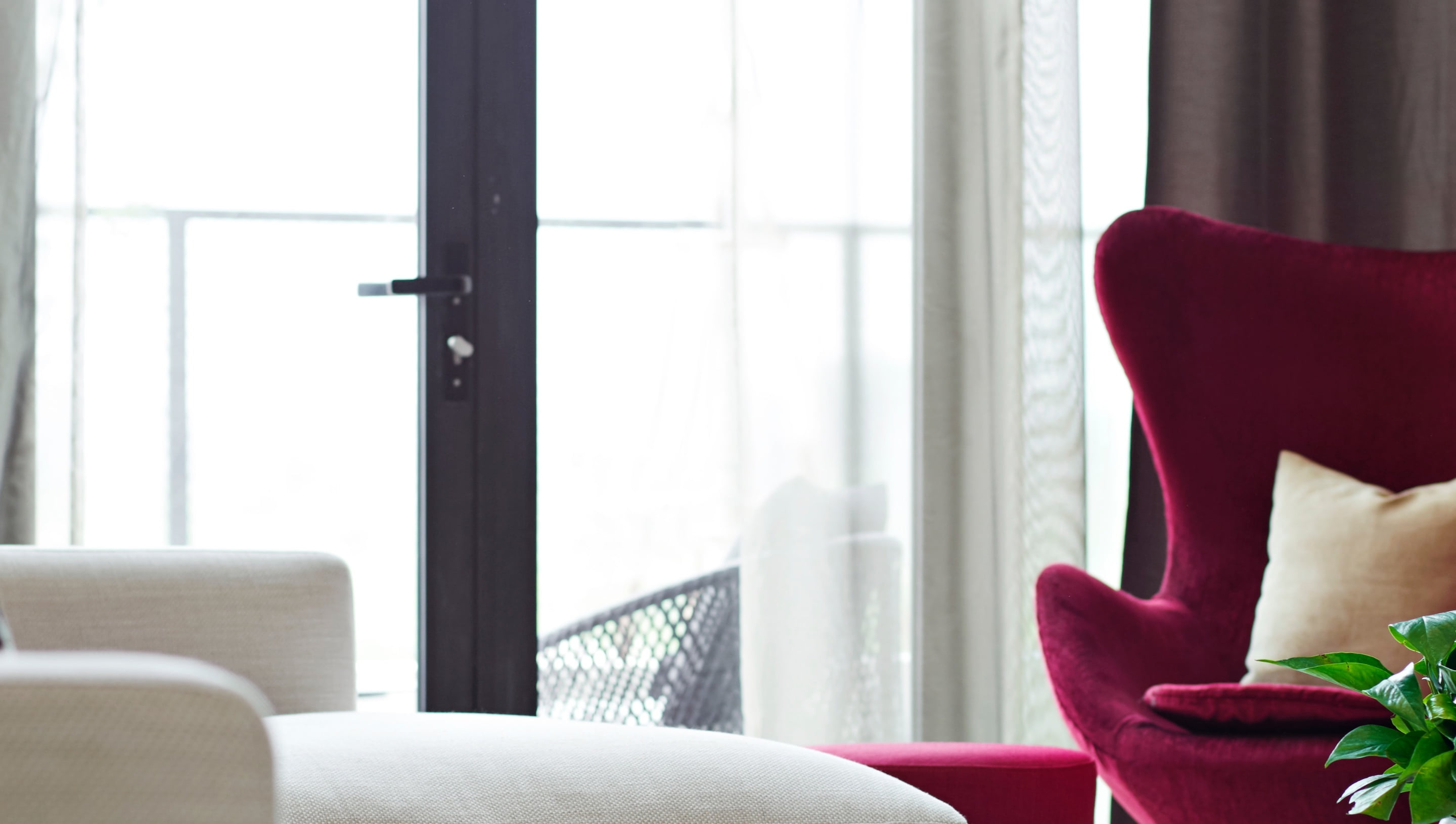 Stitch Above The Rest - Exciting Windows